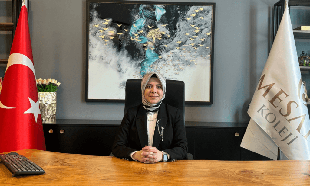 Yönetim Kurulu - Mesafe Koleji